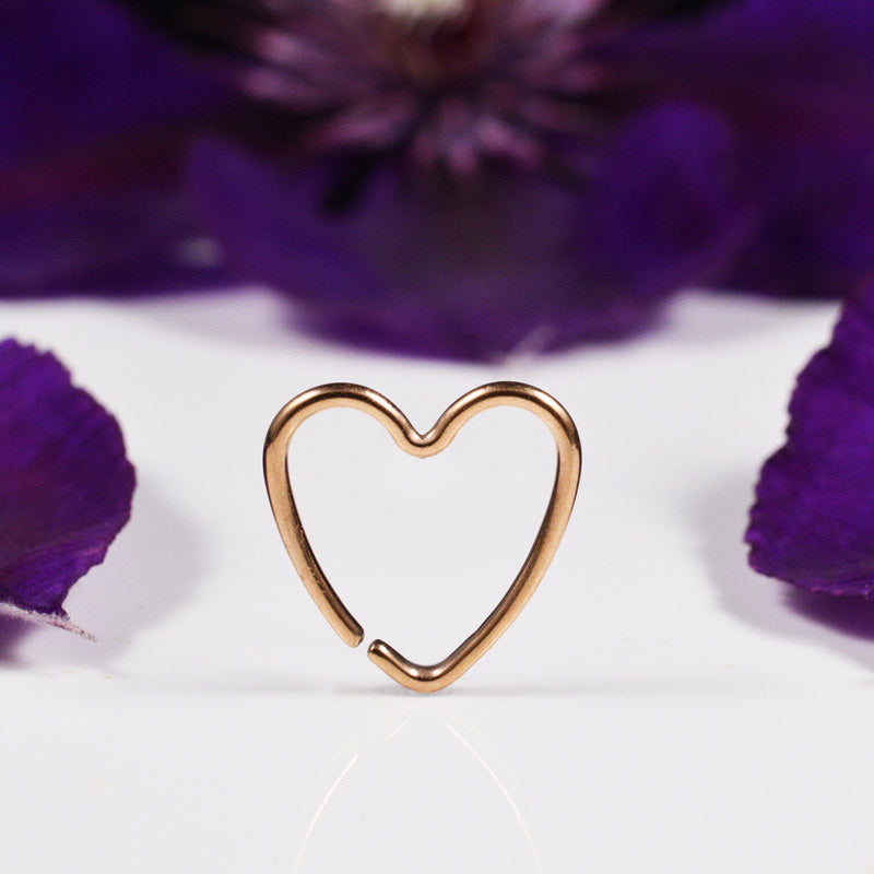 Daith Heart Ring in Rose Gold – Arka